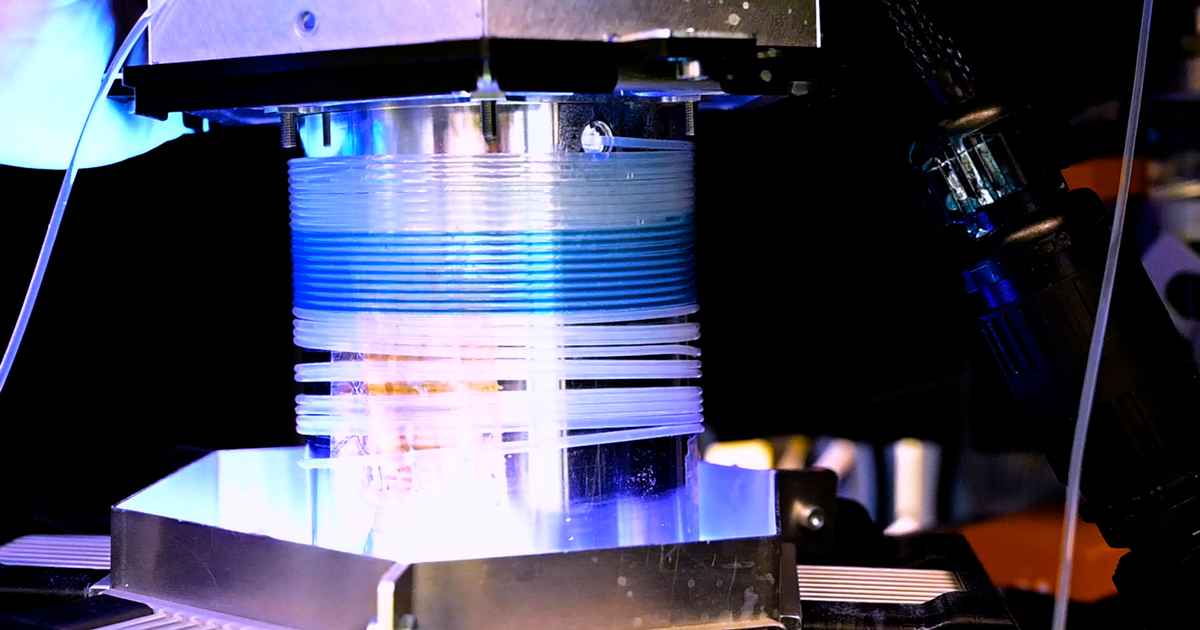 Autonomous synthesis robot uses AI to speed up chemical discovery ...